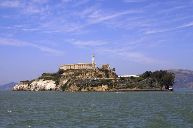 The 7 Best Alcatraz Tours [2025 Reviews] | World Guides To Travel