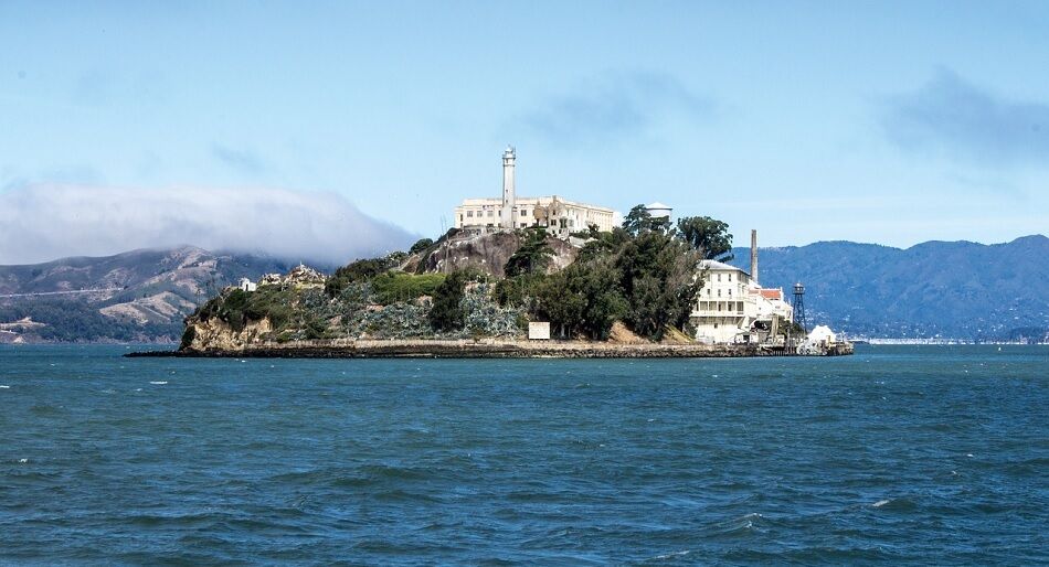 The 7 Best Alcatraz Tours [2025 Reviews] | World Guides To Travel