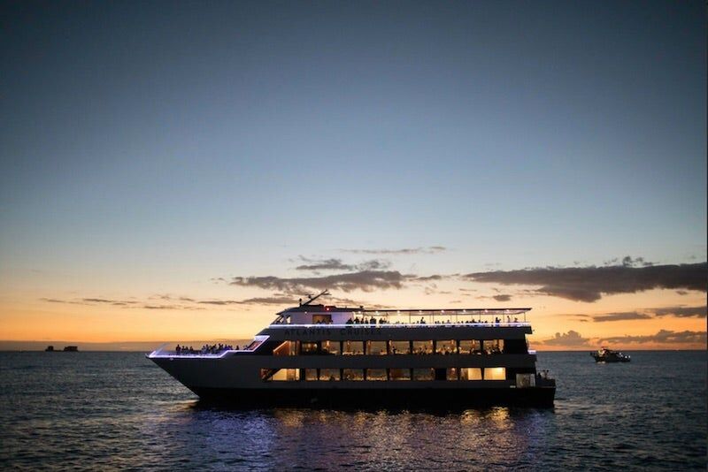 🌅 The 5 Best Oahu Sunset Dinner Cruises [2025 Reviews] | World Guides ...